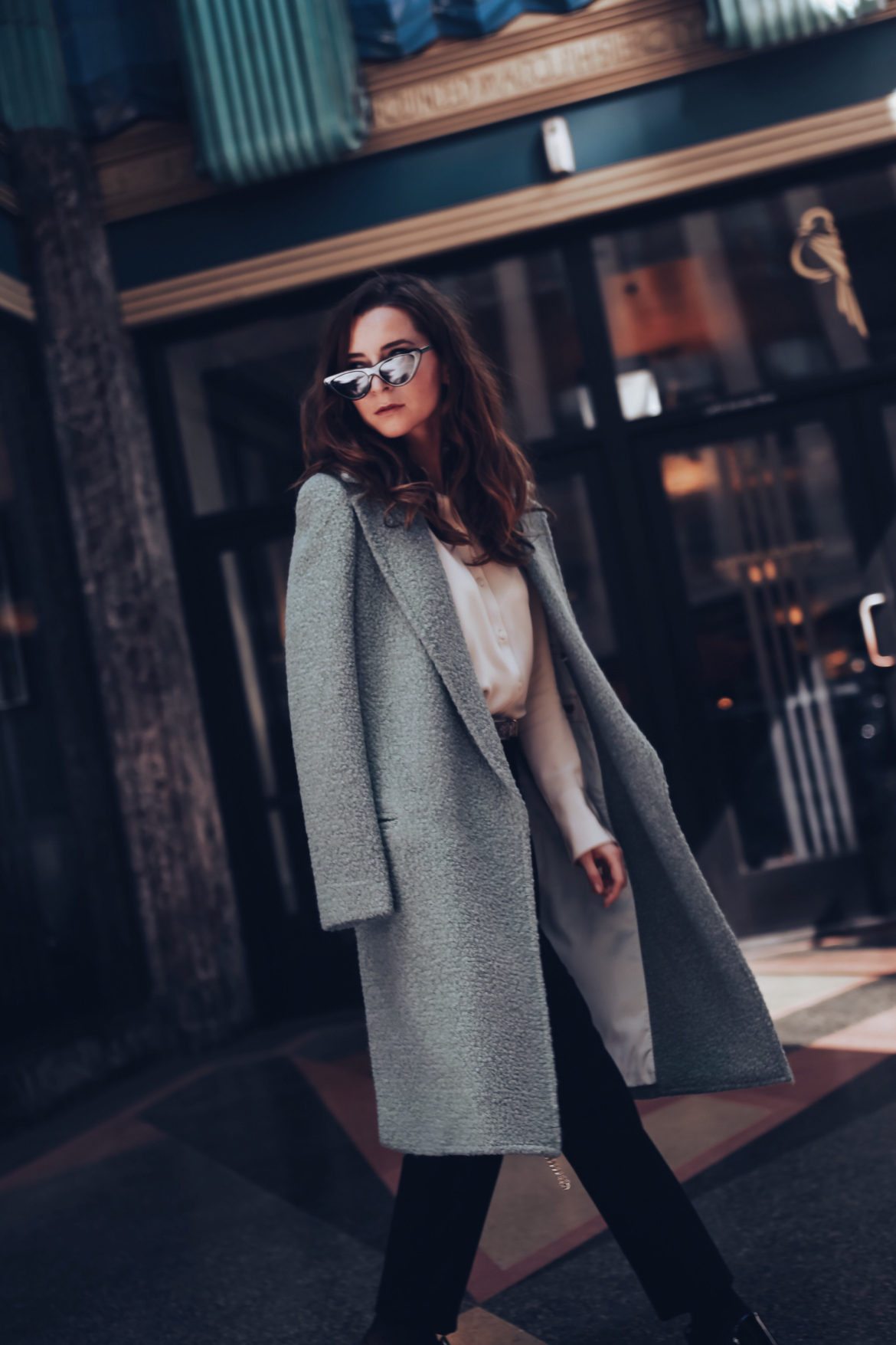 How to wear business suits for women – Suistudio review - Mode Rsvp