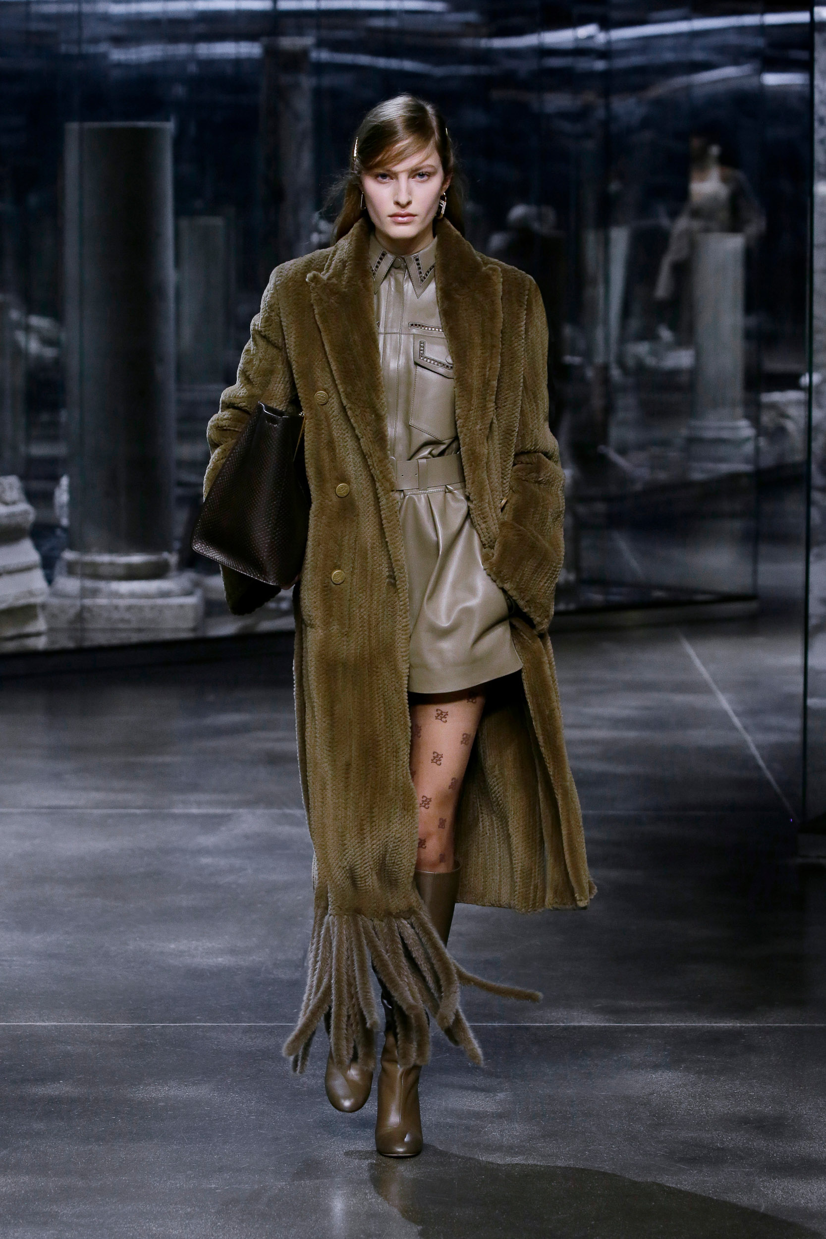 Best coats Fall Winter 2021 from the Runway – coat trends - Mode Rsvp